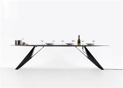 Kram Weisshaar S Smartslab Dining Table Cooks And Cools While You Eat