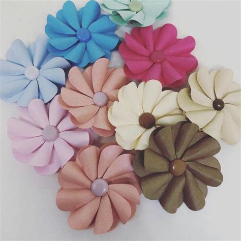 Flor De Papel 4cm Elo7 Produtos Especiais Flores De Papel Artesanato E Faça Você Mesmo