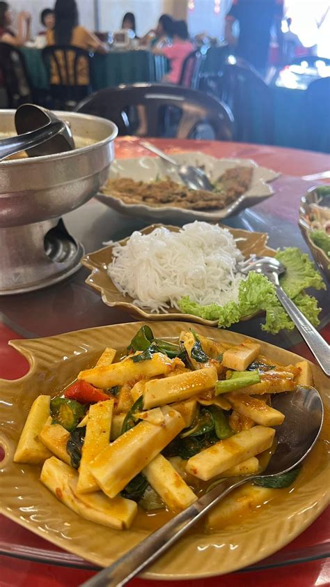 Restoran Thai Aroi Restoran Thai Aroi 2020 Taman Kristal