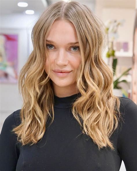 Want To Add A Touch Of Glamour To Your Long Locks These 26 Face Framing Layered Hairstyles Are
