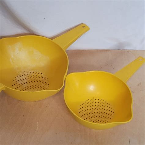 Vintage Tupperware Large 2 Quart Strainer Colander Artofit