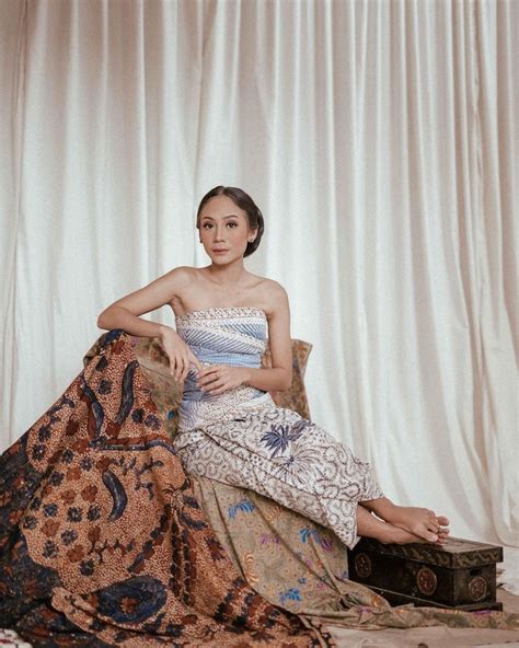 7 Potret Dayinta Melira Sengarturih Di Sewu Dino Yang Ternyata Cantik Banget