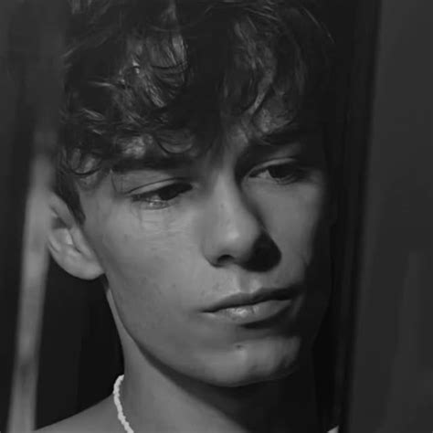 Florian Florian Alin • Threads Say More