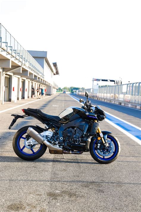 Yamaha Mt 10 Sp 2023 Test Auf Der Rennstrecke