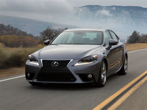Сравнение Lexus Is 250 и Mercedes Benz Eqa 260 по характеристикам