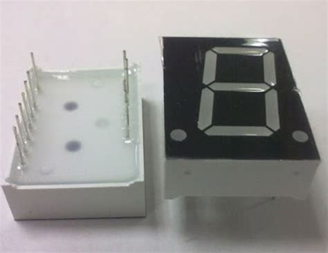 08 Inch White 7 Segment Led Display