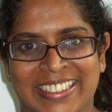 Dinali Fernando Senior Lecturer Bachelor Of Arts Hons In English