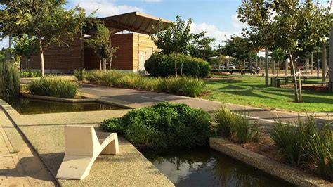 Shlomo Aronson Architects « Landezine International Landscape Award Lila