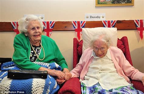 24 City News World Record Oldest Siblings