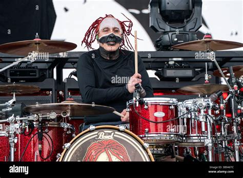 Morgan Rose Of Sevendust Performs During Sonic Temple Art And Music