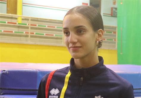 Muere De Meningitis A Los 17 Años La Gimnasta María Herranz El Correo