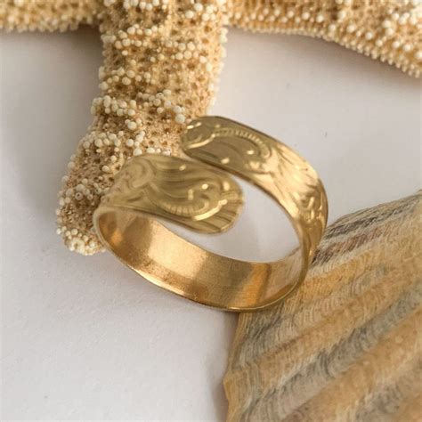 Ladies Brass Patterned Wrap Around Spiral Ring Silver Wave Jewellery