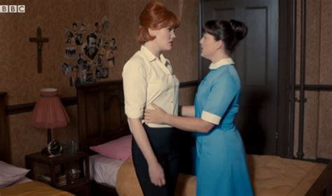 Lesbian Sex Is Holding Hands Why Depictions Of Lesbian Desire Matter