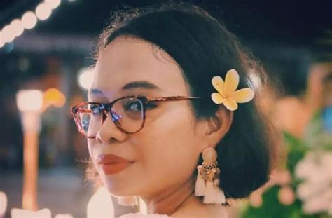 Kini Jadi Aktivis Ham Intip 10 Potret Terbaru Nisrina Pemeran Siti