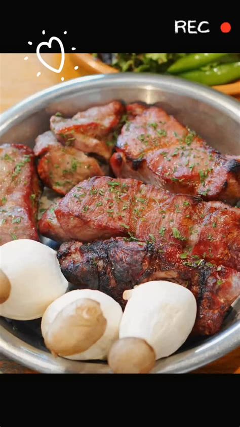 짐승고깃간 이베리코 콫목살과 골든듀록 통삼겹 그리고 황제소갈비살 양념소갈비살까지 🍖 고깃집은 고기가 맛있어야 합니다 ☝️ 오직 1등급 원육만 취급합니다 🥩