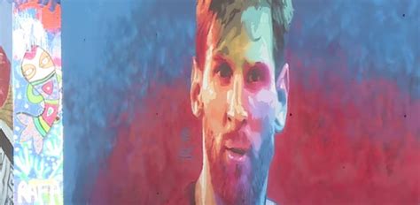 Messi Une Fresque En Son Honneur à Barcelone Vidéo