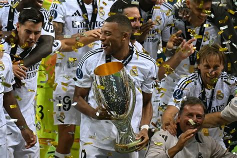 Real Madrid 2 0 Atalanta Mbappé Shines On Debut As Los Blancos Claim