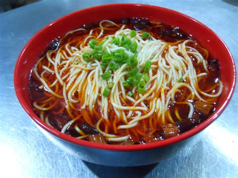 重庆小面的做法重庆小面怎么做好吃重庆小面哪种浇头最好吃重庆小面的历史齐家网
