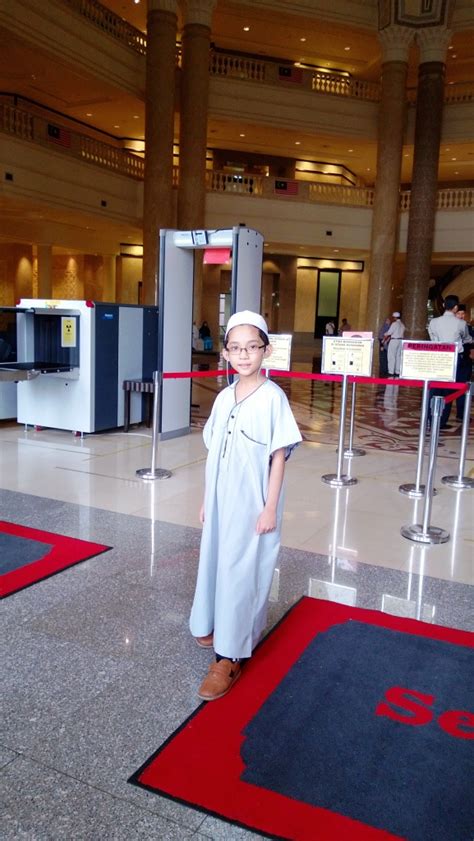 Dr Yusri Mohamad Ahmad Ali Jetplane