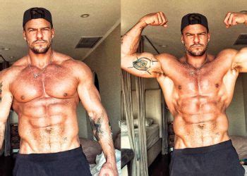 Alan Ritchson Shares His ‚reacher‘ Diet And Workout Routine Dtuqs