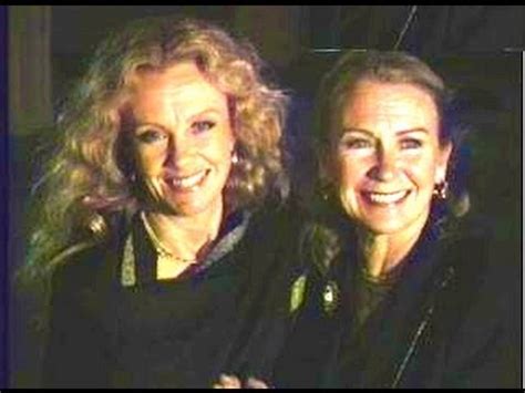 Hayley Mills And Sister Juliet Mills Arrive At Gala Youtube