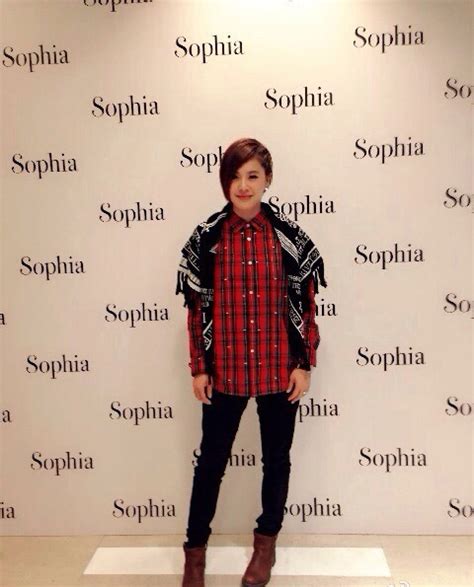 黄小柔写真 电视指南