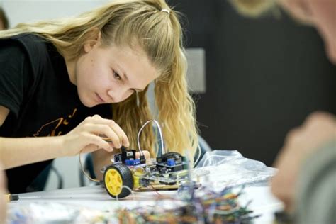 Workshop Full Robot Workshop Reykjavík City Library