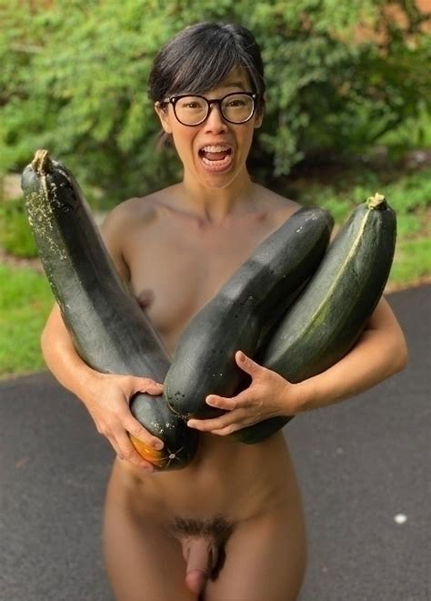 Post 6456243 Criticanalrole Emmycho Emmymade Emmymadeinjapan Fakes