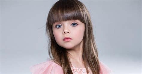 “the Worlds Prettiest Girl Then And Now” How The Model Considered The