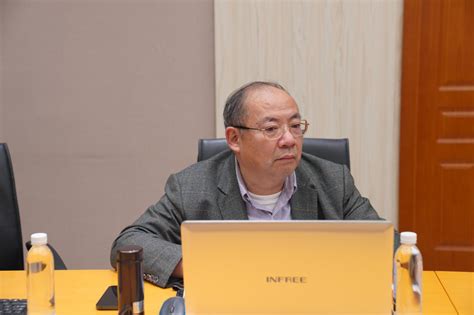 我院召开区域国别学博士点申报工作会 广西大学留学生管理与服务中心