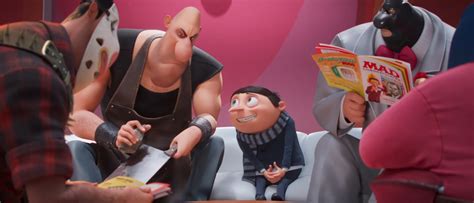 Minions The Rise Of Gru Trailer The Yellow Goofballs Help A Young