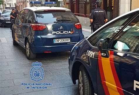 La Policía Nacional Detiene A Una Persona Por Un Robo Con Fuerza Y
