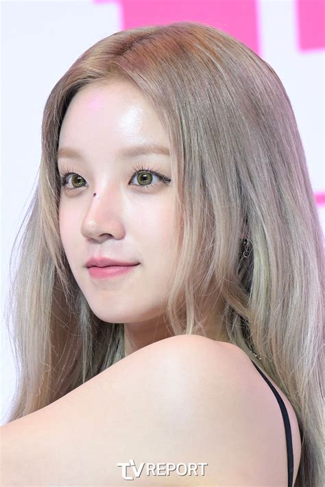 [t포토] 우기 이 눈에 별있다