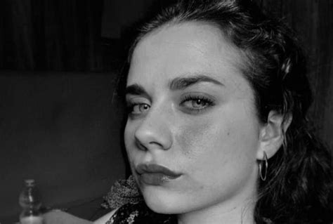 Greta Esposito E Maria Esposito Sono Sorelle Chi è Lattrice Che Fa