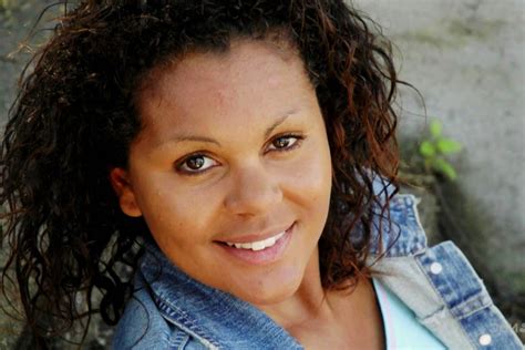 10 Facts About Mindy Morgenstern