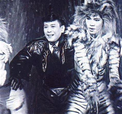 罗文、甄妮：最霸气拍档，传奇双 歌霸”！百科ta说