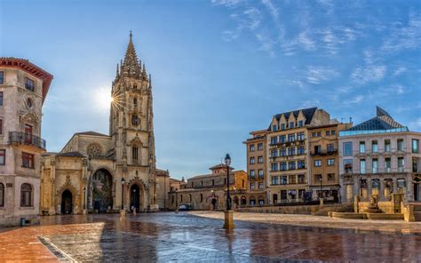 Oviedo Qué Ver Y Dónde Dormir Camino De Santiago Pilgrim