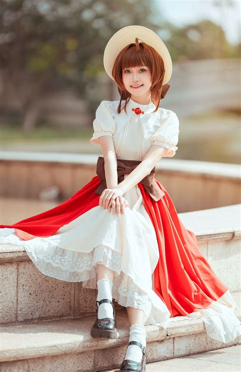 Sakura Kinomoto Grandpas T Cosplay By Mieko Shichi Card Captor