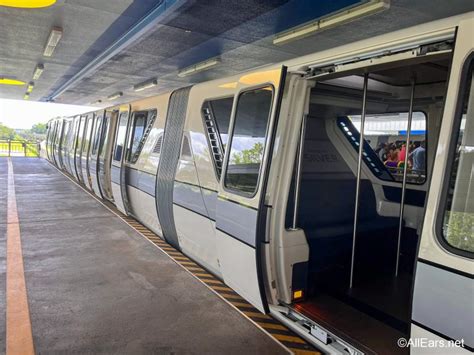 5 Things I Wish I Knew Before Riding The Monorail To Magic Kingdom