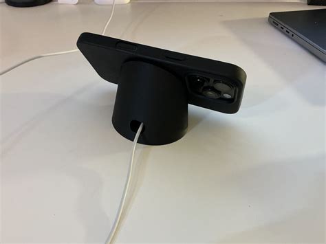 Small Magsafe Holder By Torshken Makerworld