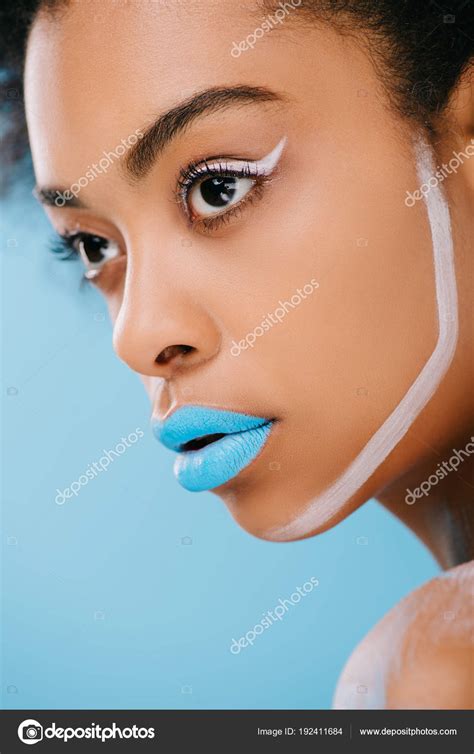 Blue Lips Makeup