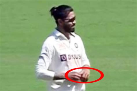 சர்ச்சைக்குள் சிக்கிய ஜடேஜா பந்தை சேதப்படுத்தும் காணொளி ஐபிசி தமிழ்