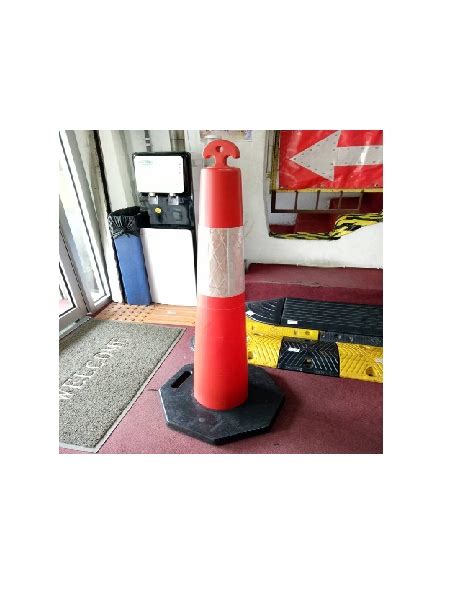 Heavy Duty Pe Cone Rubber Black Base With Hook Tangsafety