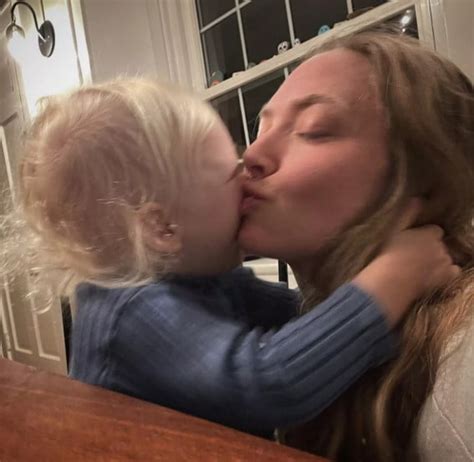 Who Is Nina Sadoski Seyfried All About Amanda Seyfried Daughter