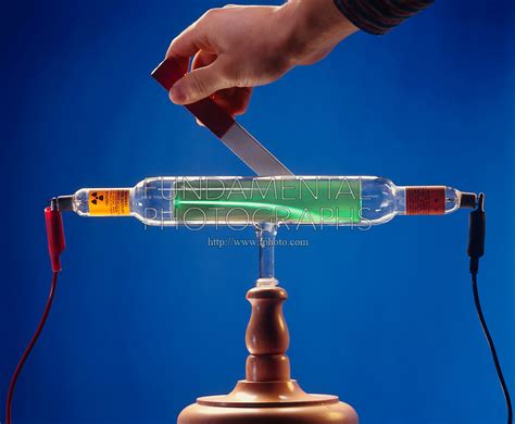 Cathode Ray Experiment When Chicktyred