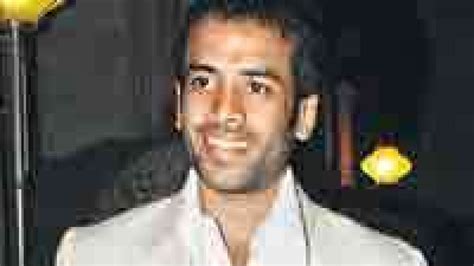 Tusshar Kapoor Waiting For A Partner