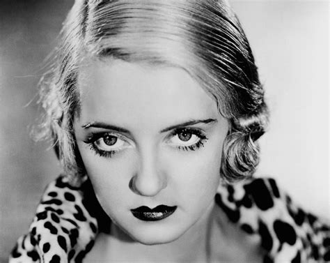 Bette Davis Eyes 31 Rare Photos Of An Unforgettable Star Best Movies