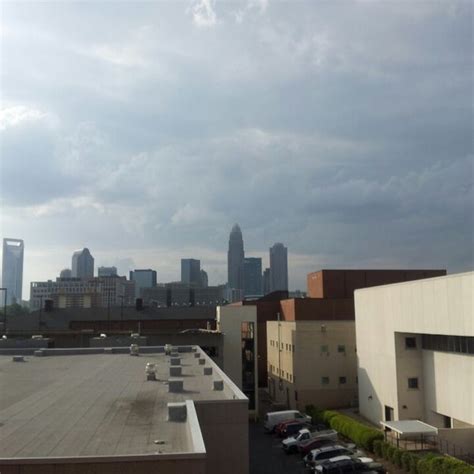 Cpcc Central Campus Library College Library In Elizabeth