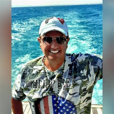 Stream Rytis Cicinas Dūžta Bangos By Nomedan Listen Online For Free