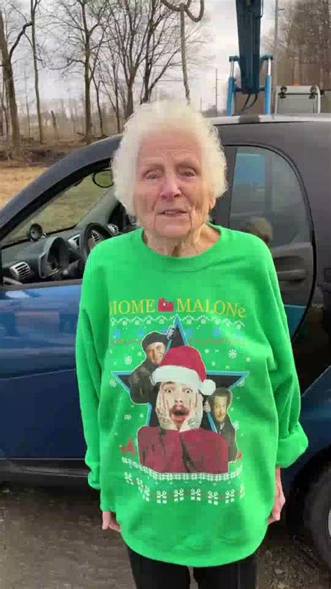 Grannys Home Alone Self Defense 😱 Part 1 Houstonjones26 Coldcutz20 Holidaytreats